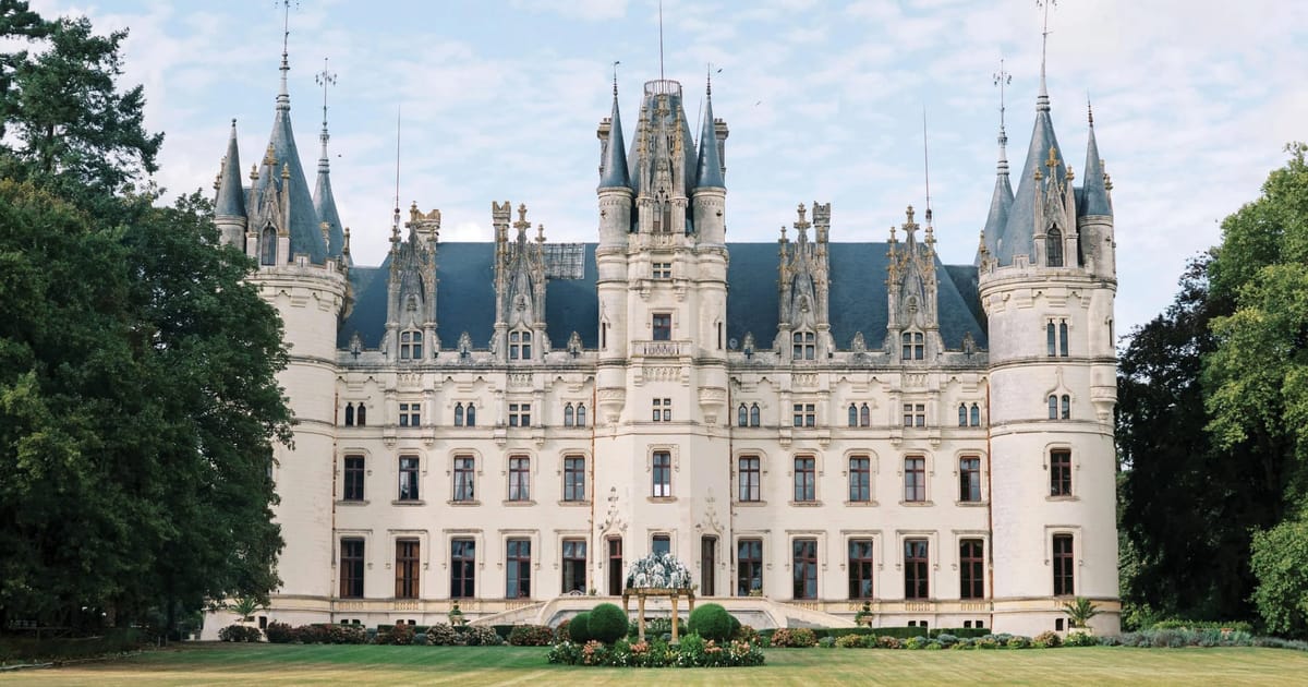 Best All-Inclusive Château Wedding Packages in France | FWS