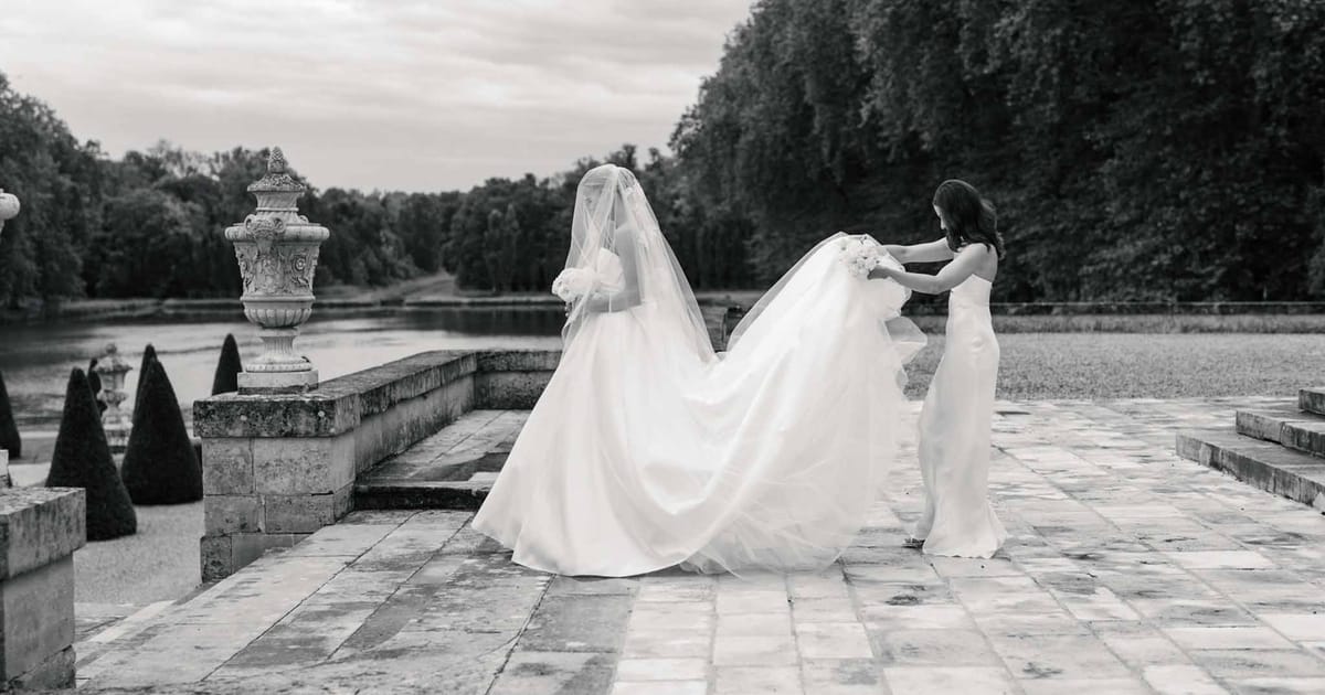 Paying French Wedding Vendors: Currency, Transfers and Fees | FWS